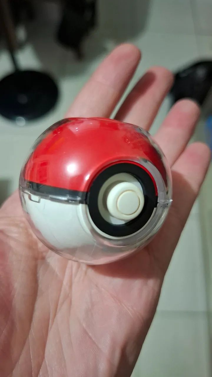Poké Ball Plus + Pokémon Let's Go Pikachu - Peças e Acessórios de Vídeo ...