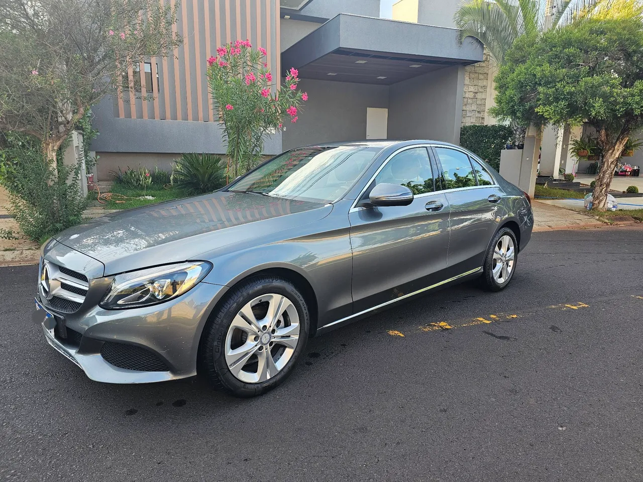 MERCEDES-BENZ C-180 2017 Usados e Novos