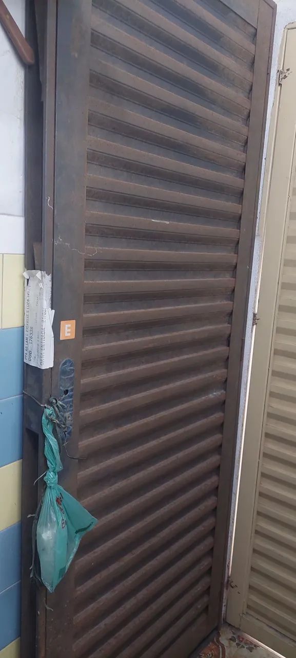 Porta ferro/aço - Portas e Janelas - Campinho, Rio de Janeiro ...