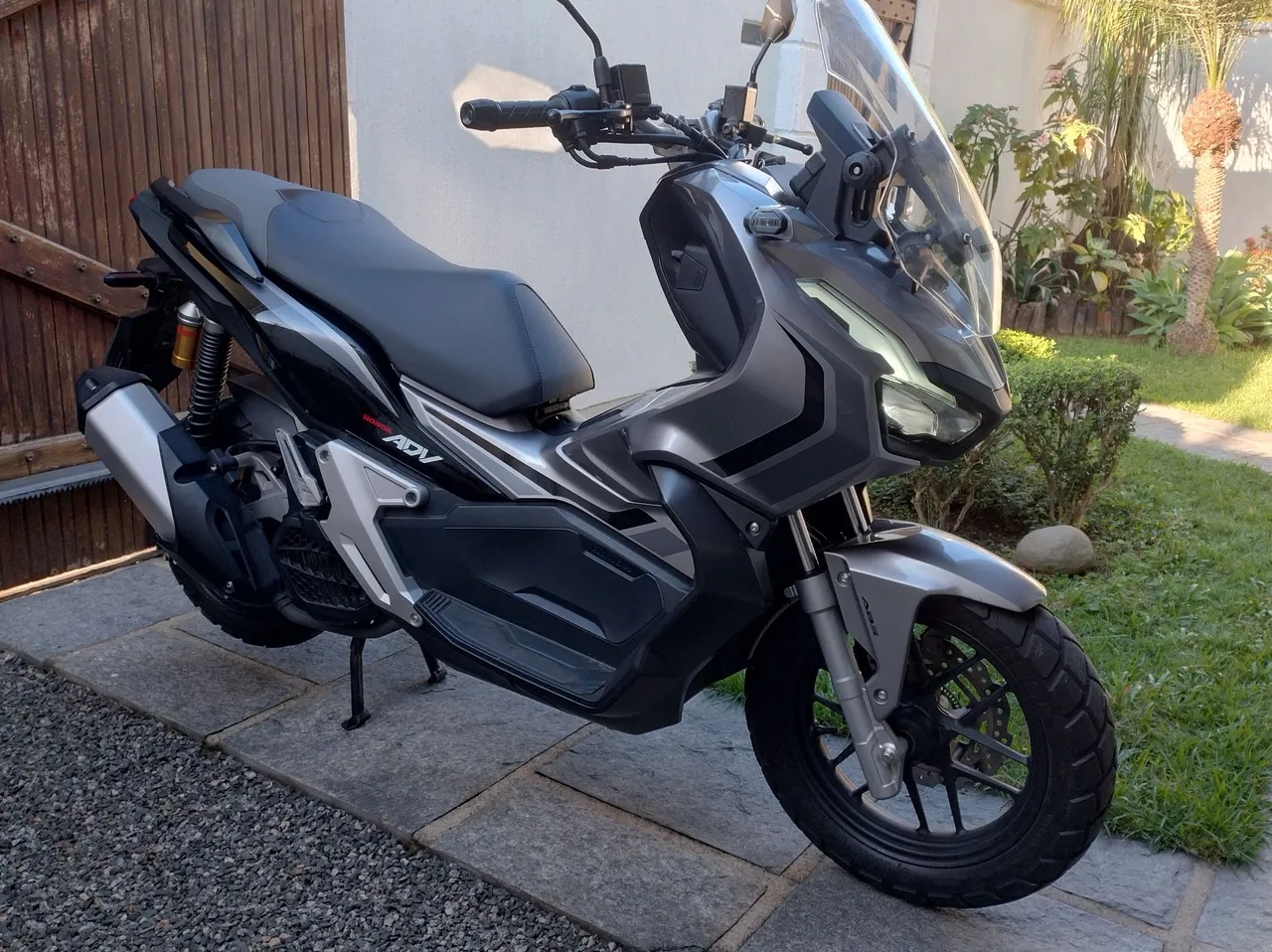 Motos Honda ADV no Brasil