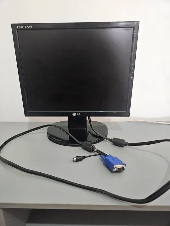 Monitor LCD LG Flatron 15 polegadas - Monitores - Itapoã, Belo ...