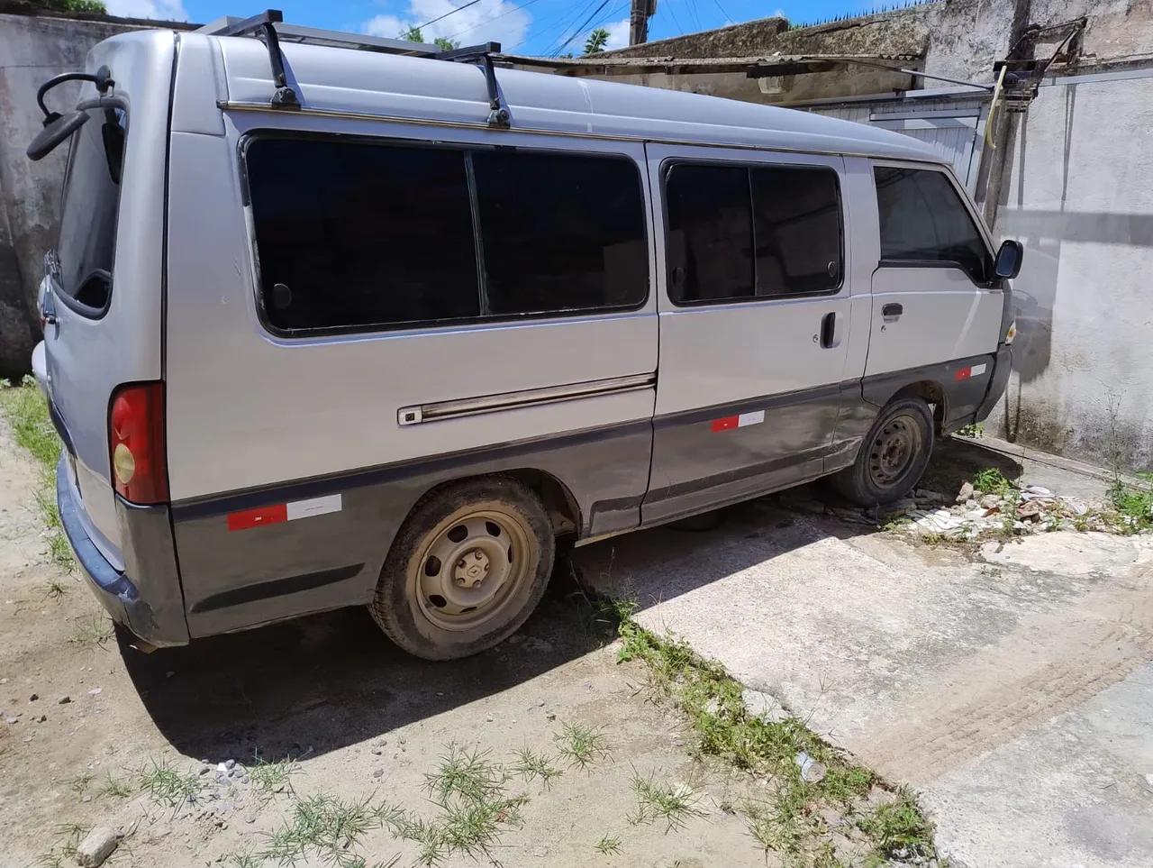 HYUNDAI H100 Usados e Novos