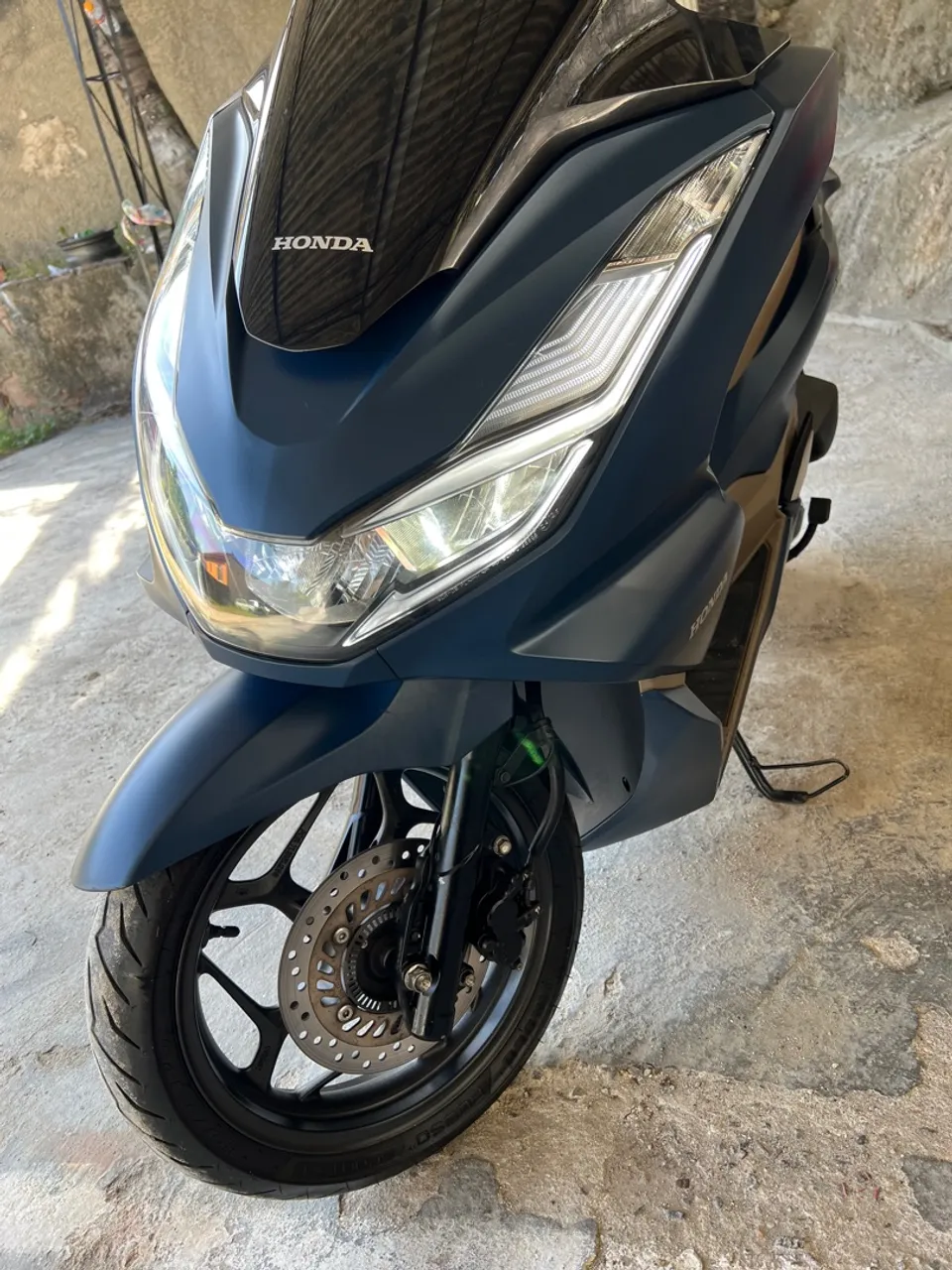 Motos HONDA PCX 2024 no Brasil