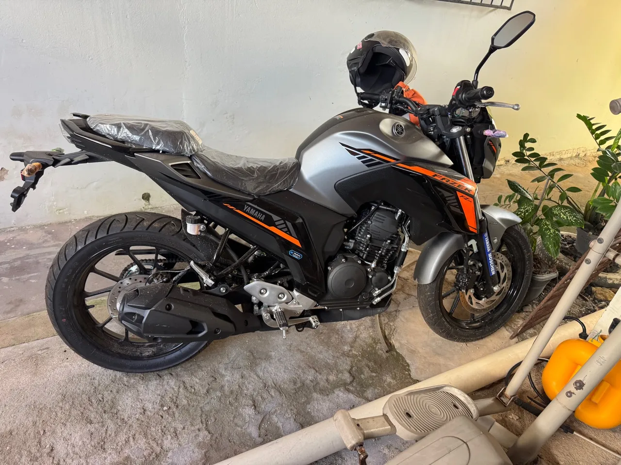 Motos YAMAHA FZ25 2025 no Brasil