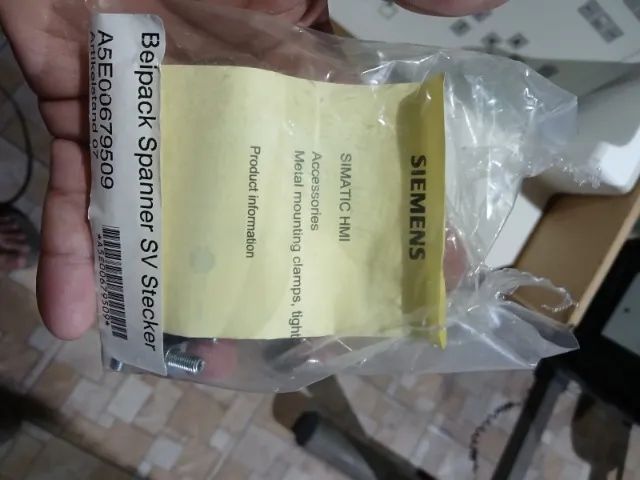 painel de operador Siemens SIMATIC PANEL OP270 KEY-10 CSTN - Máquinas ...