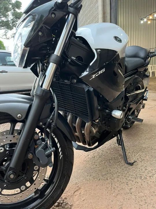 Motos YAMAHA XJ6 no Brasil