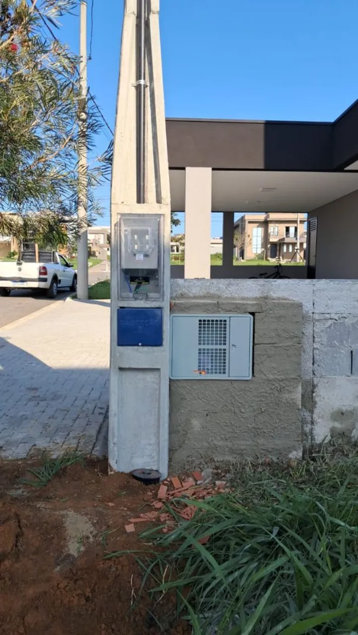 "poste padrao energia" - Instalações Elétricas e Hidráulicas no Brasil