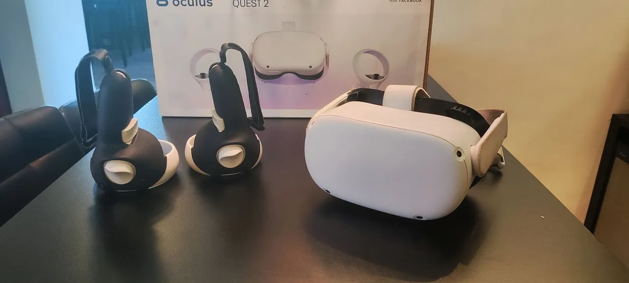"oculus quest 1" - Consoles de Vídeo Game no Brasil