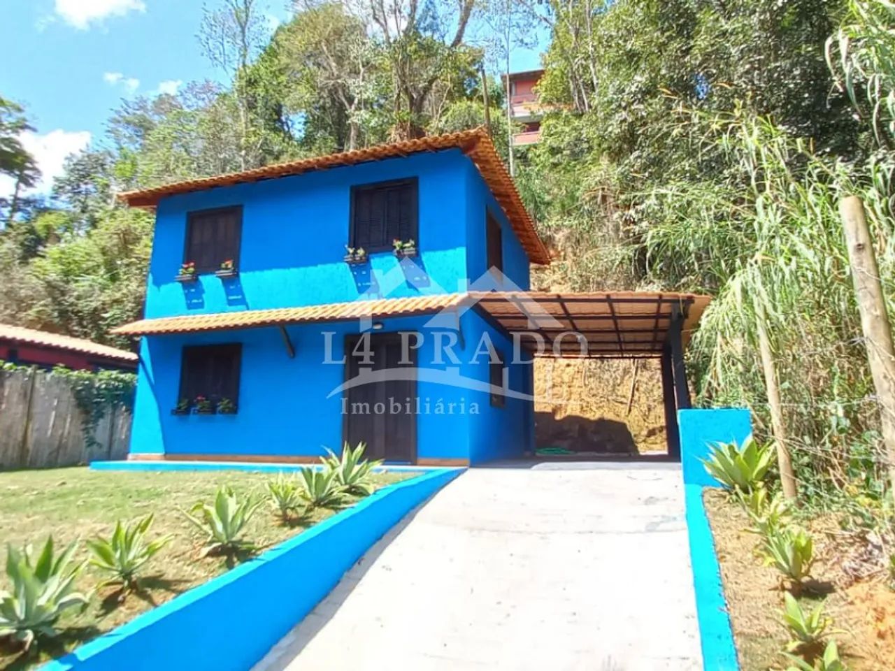 Casa 2 quartos à venda - Cuiabá, Petrópolis - RJ 1314144855 | OLX