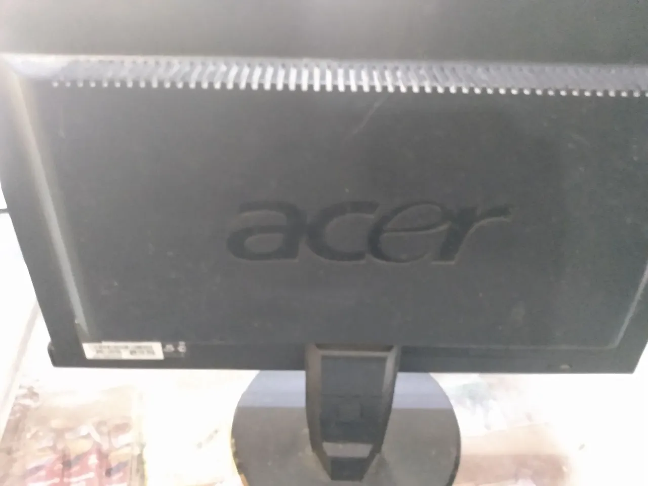 "monitor de 14 polegadas" - Monitores no Brasil