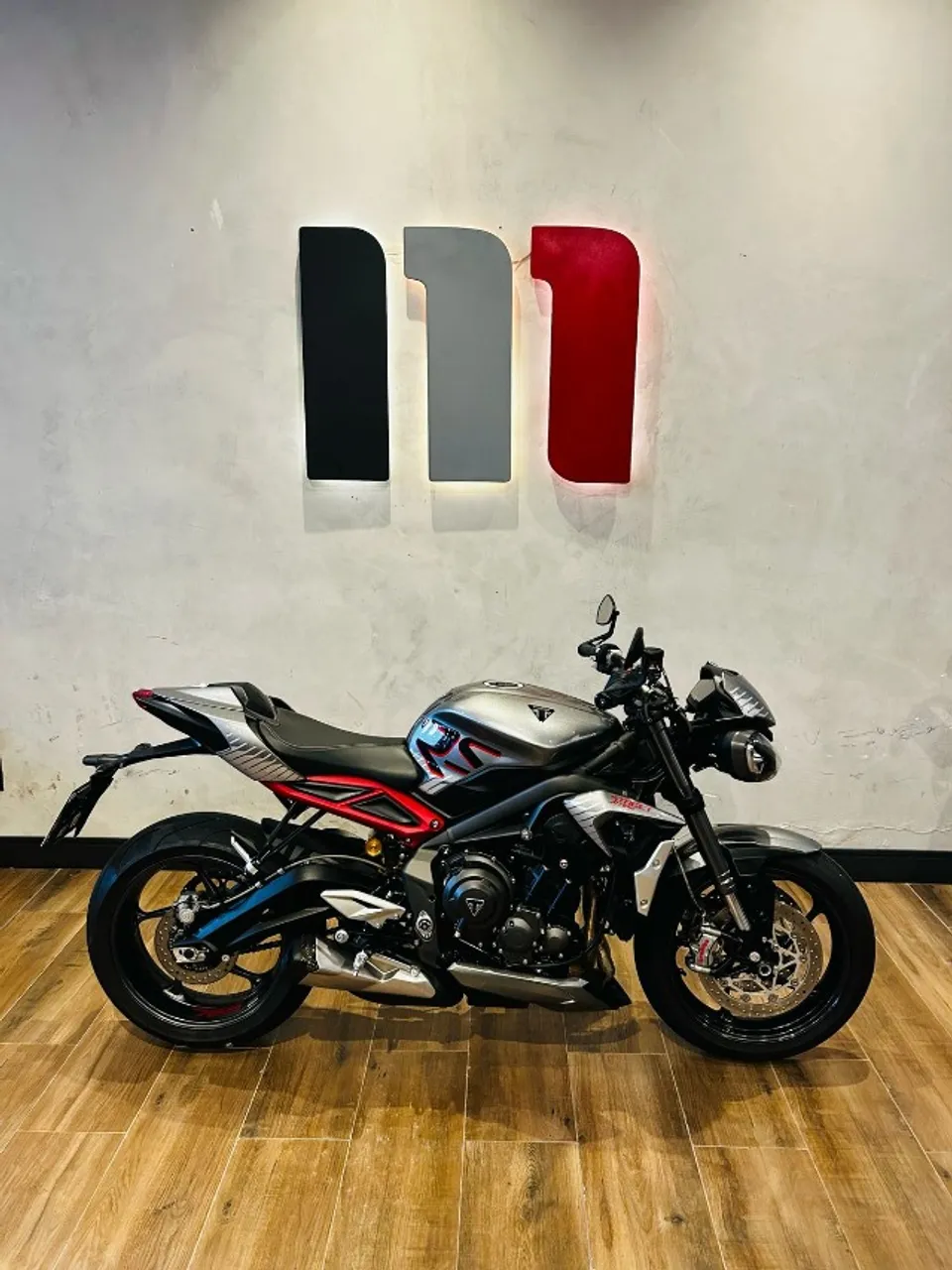 Motos Triumph Street Triple 765 RS no Brasil