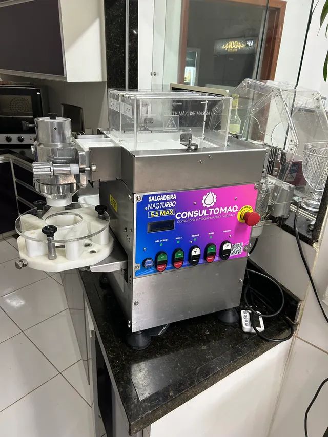 "maquinas de coxinha" no Brasil