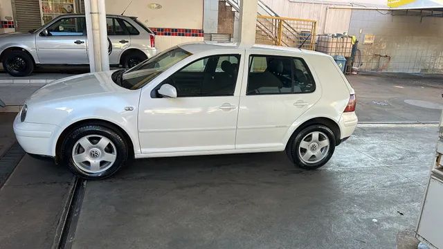 VOLKSWAGEN GOLF 2001 Usados e Novos