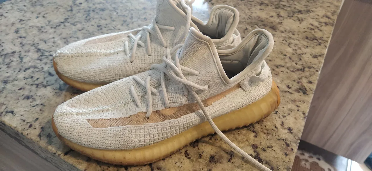 yeezy cloud white yeezy cloud white