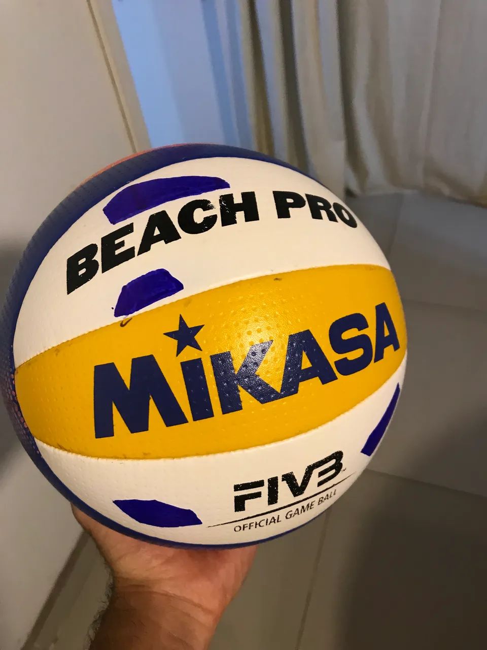 Bola de vôlei Mikasa - Esportes de Quadra e Ao Ar Livre - Asa Sul ...