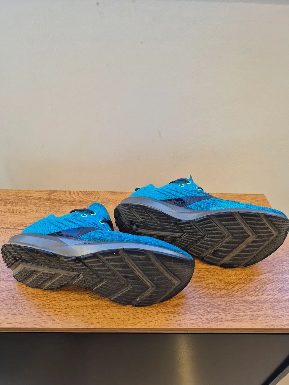 Tênis corrida/caminhada Brooks Levitate 3 - Calçados - Setor Noroeste ...