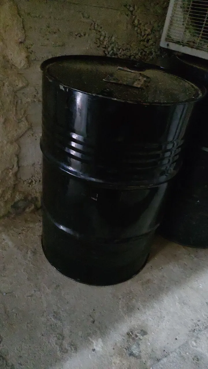 "tonel metal" no Brasil