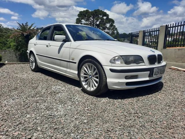 BMW 323I Usados e Novos
