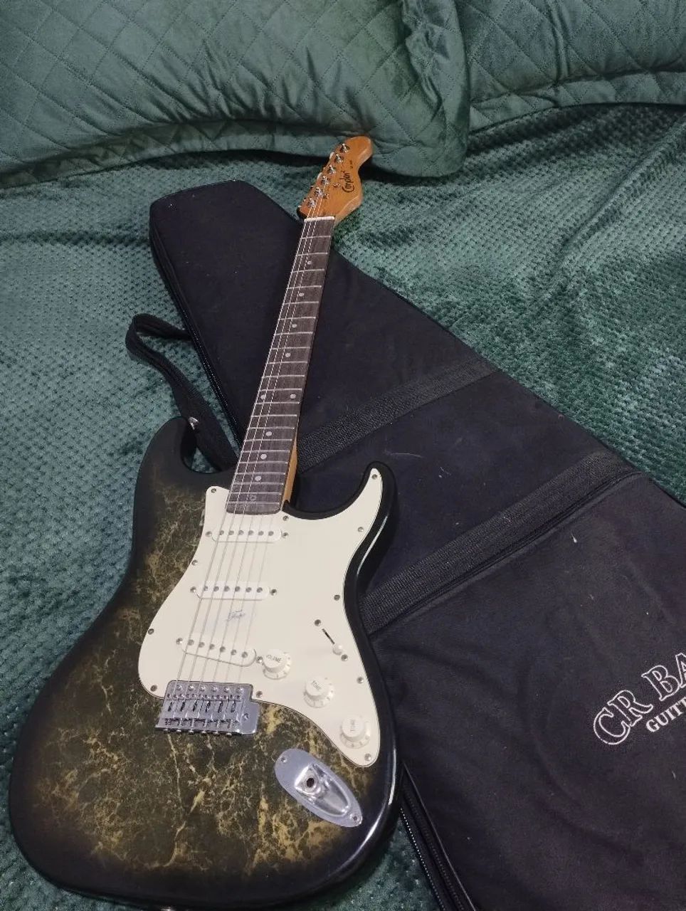 Guitarra Condor stratocaster - Instrumentos musicais - Canasvieiras ...