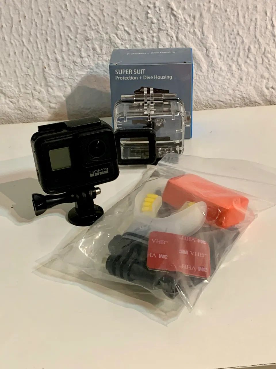 GO Pro Hero 7 BLACK C/ Suportes e 3 Baterias - Câmeras e Filmadoras ...