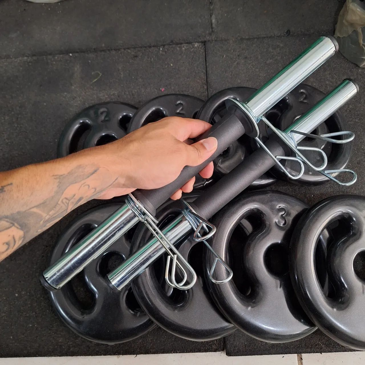 Kit Halteres #4 - 20KG Anilhas Academia Emborrachado + Barras Halteres ...