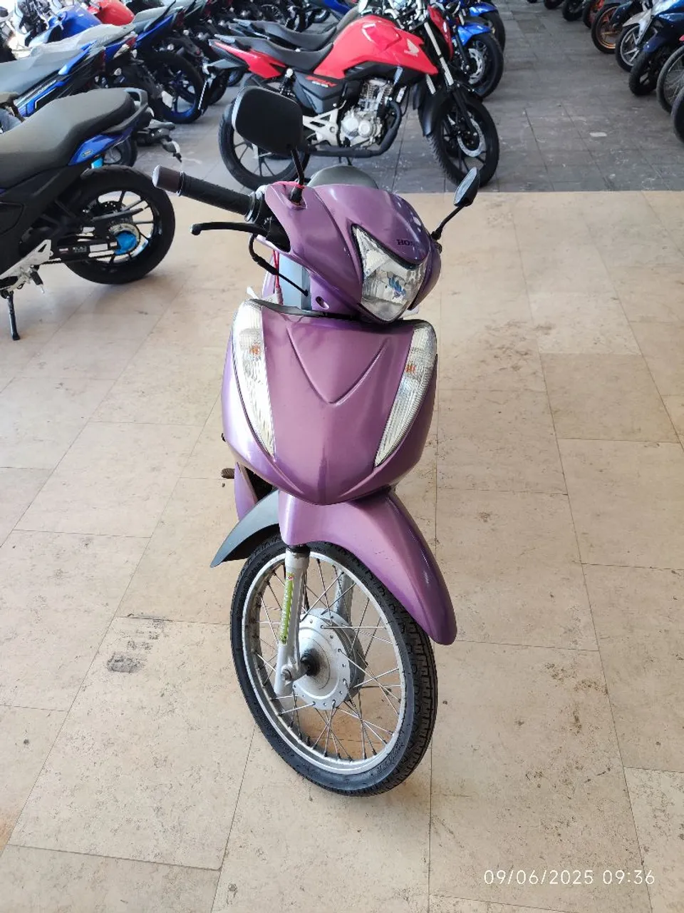 "moto rosa" no Brasil