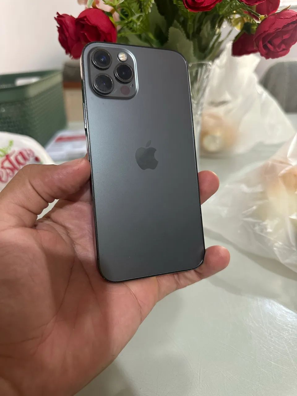 iPhone 12 PRO 128 GB R$1.250 pra vender logo - Celulares e Smartphones ...