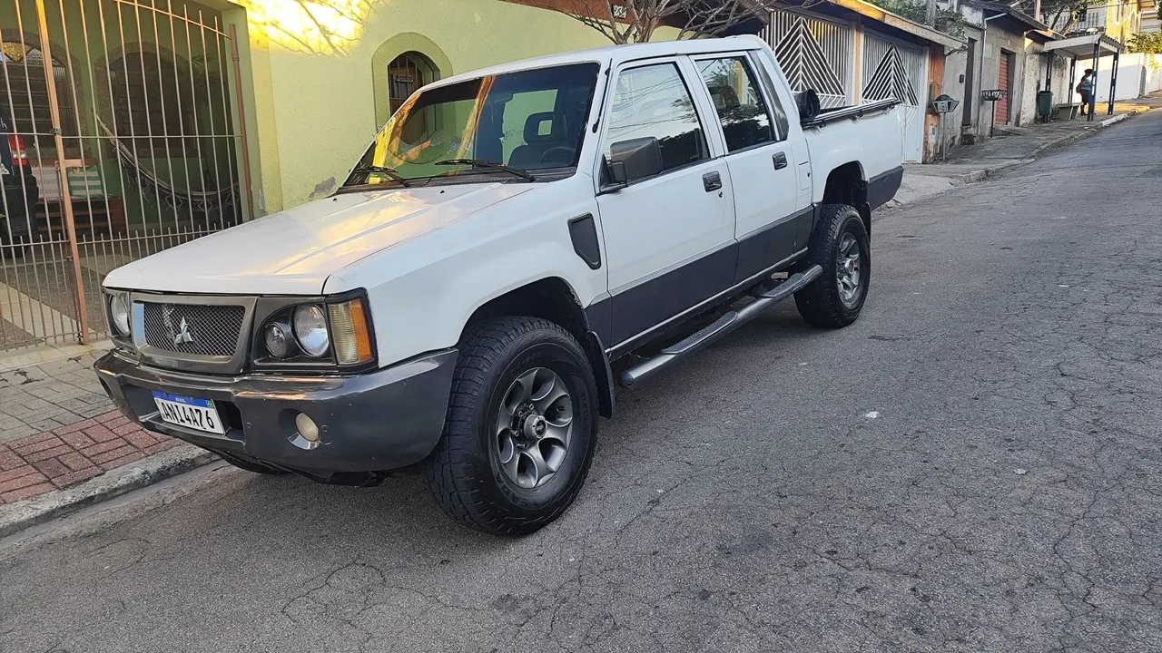 MITSUBISHI L200 2005 Usados e Novos