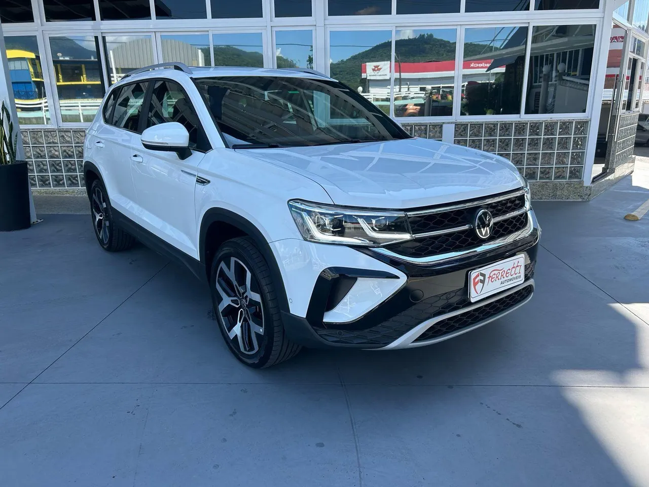 VOLKSWAGEN TAOS HIGHLINE 1.4 250 TSI FLEX AUT Usados e Novos