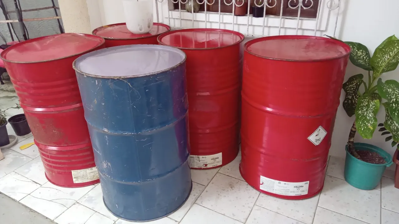 "tonel metal" no Brasil