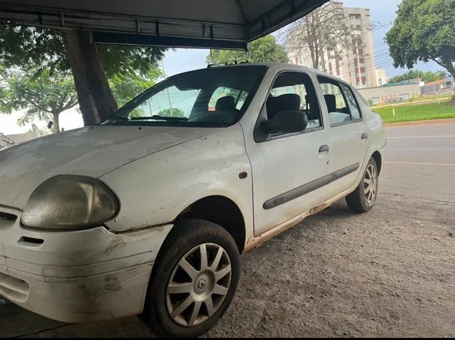 RENAULT CLIO 2004 Usados e Novos