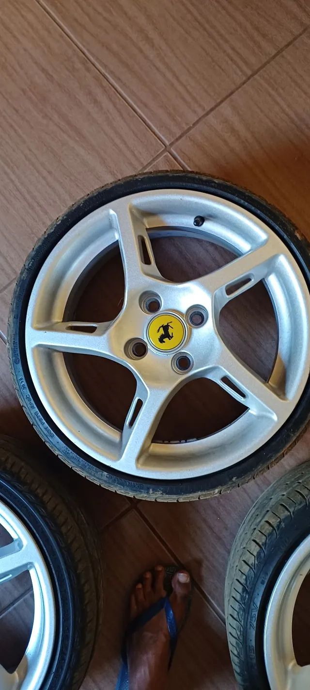 "rodas rocket ferrari" no Brasil