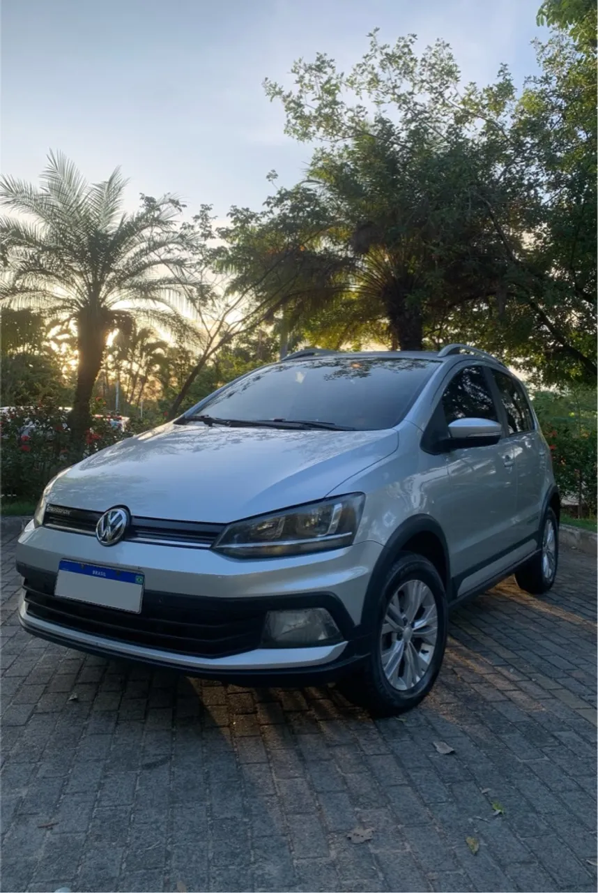 VOLKSWAGEN CROSSFOX 2017 Usados e Novos
