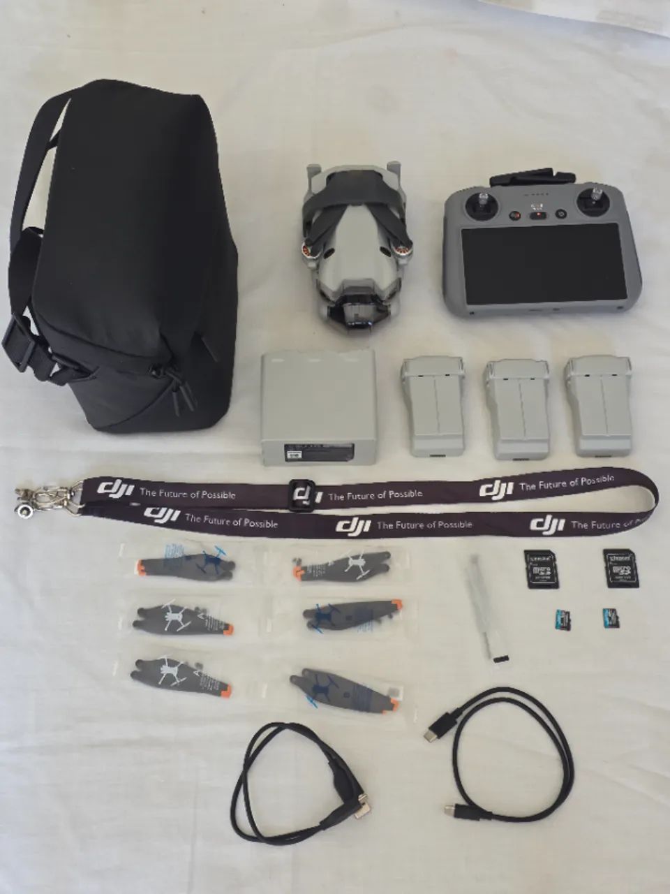 Drone DJI MINI 4 PRO + Combo Fly More - 10x s/juros - Drones - Tijuca ...