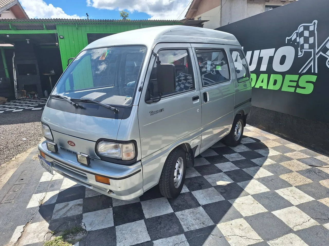ASIA MOTORS TOWNER Usados e Novos