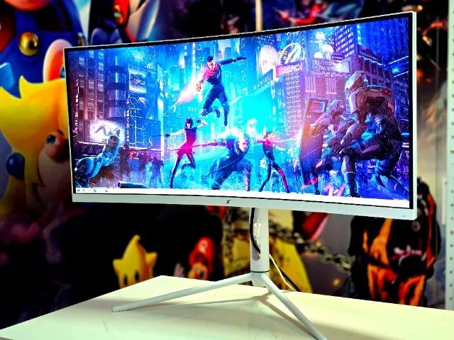 Monitores no Paraná