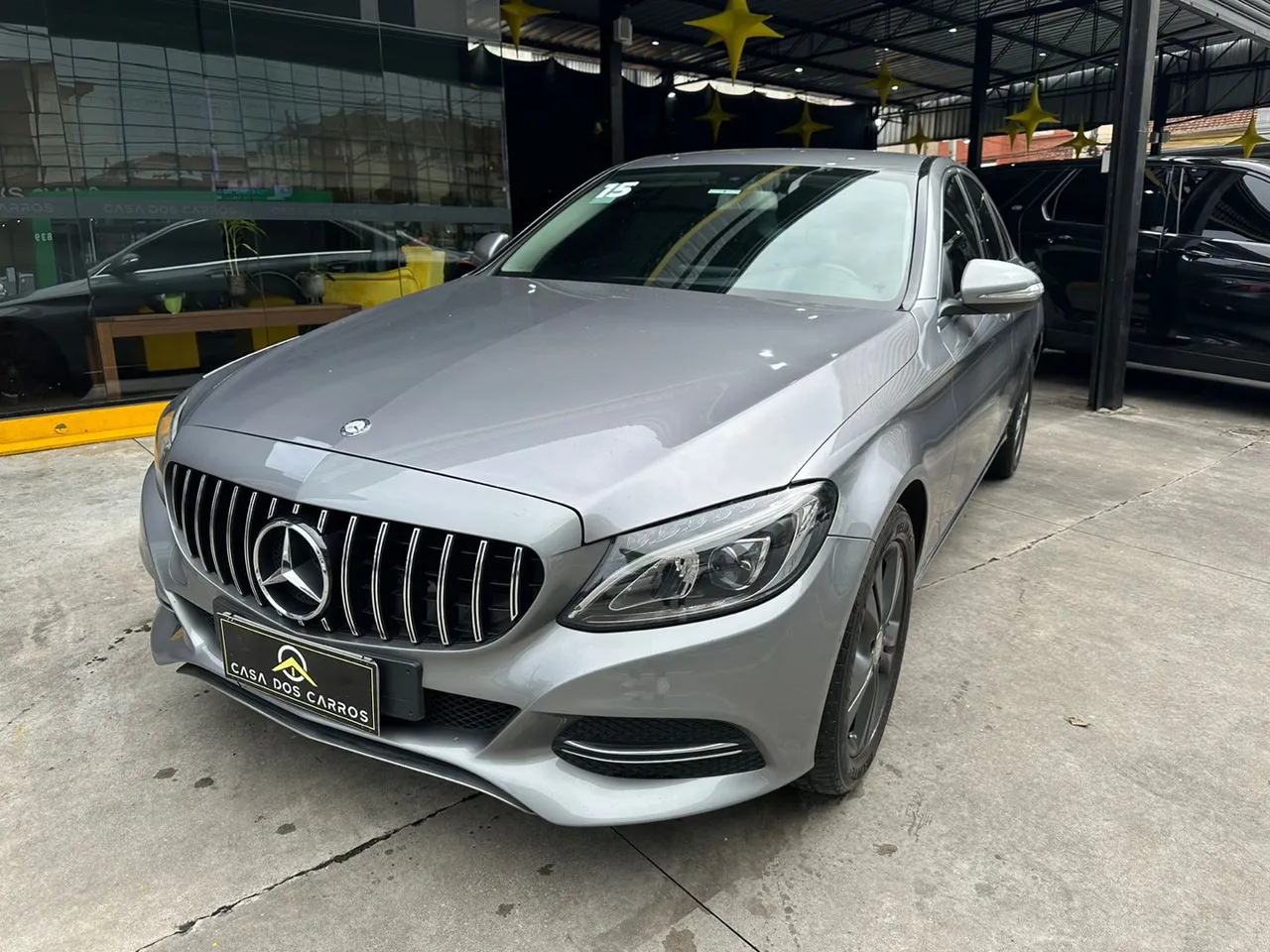 Mercedes-Benz C-180 2015 Usados e Novos