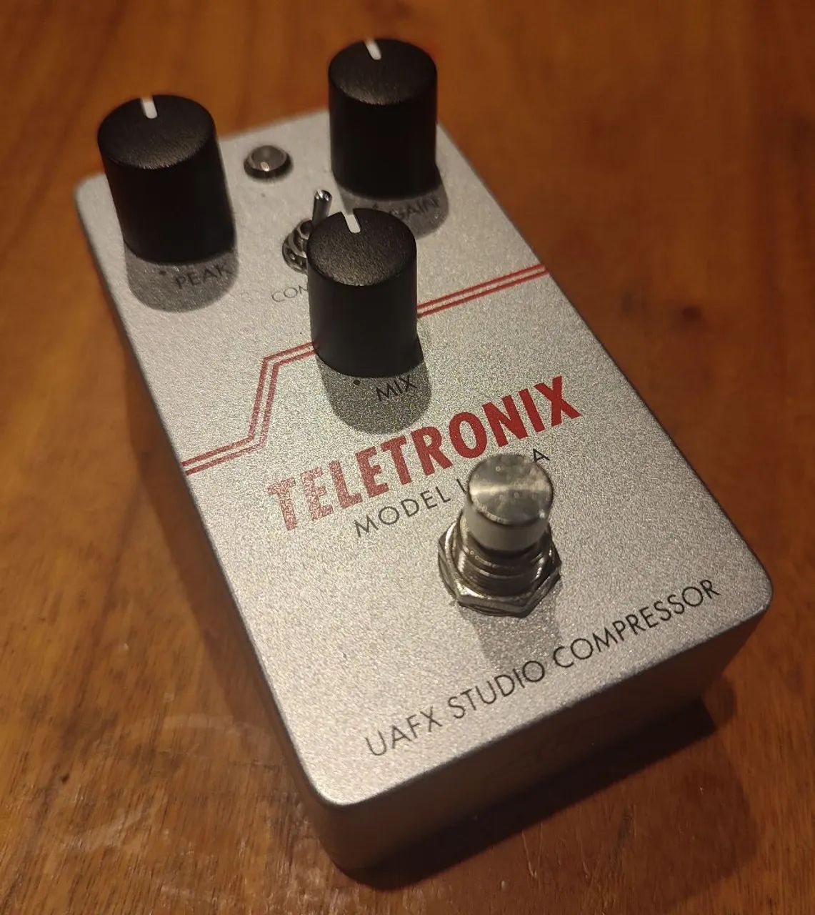 Pedal Teletronix LA-2A Studio Compressor Universal Audio - Instrumentos ...