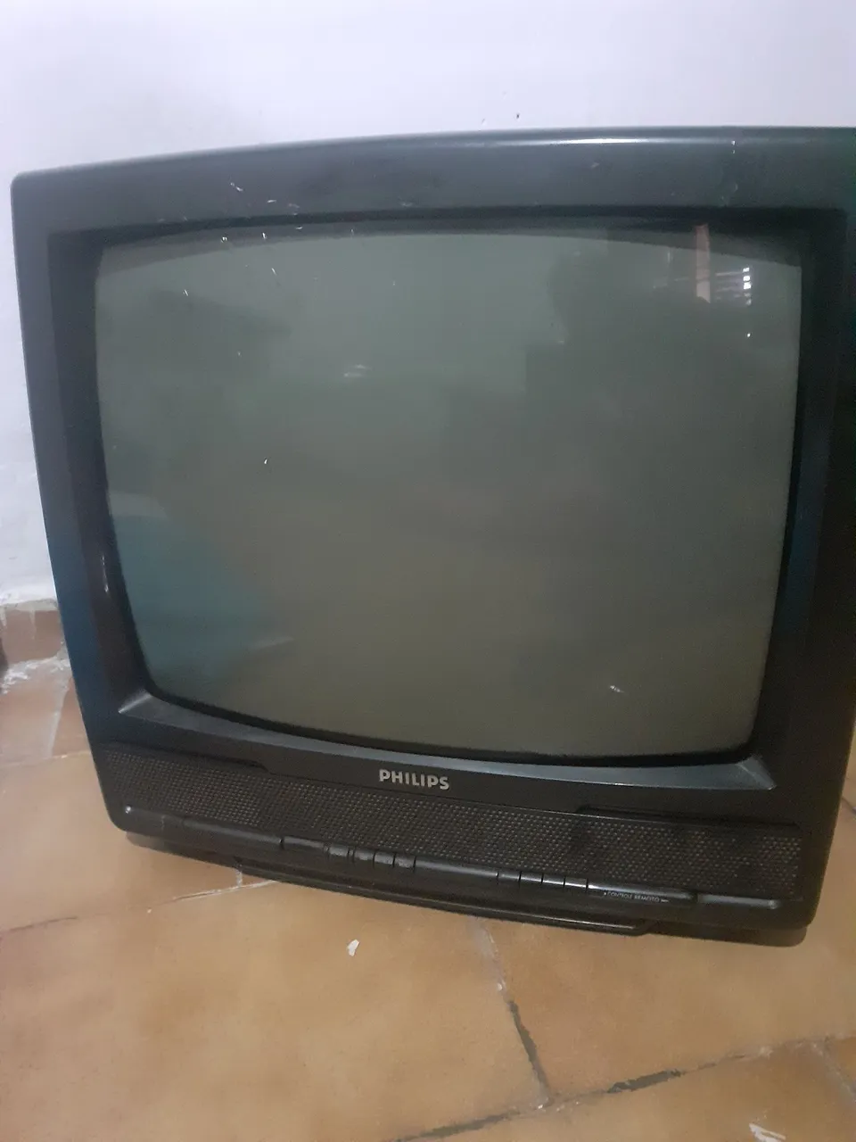 "tv de tubo" - TVs no Brasil