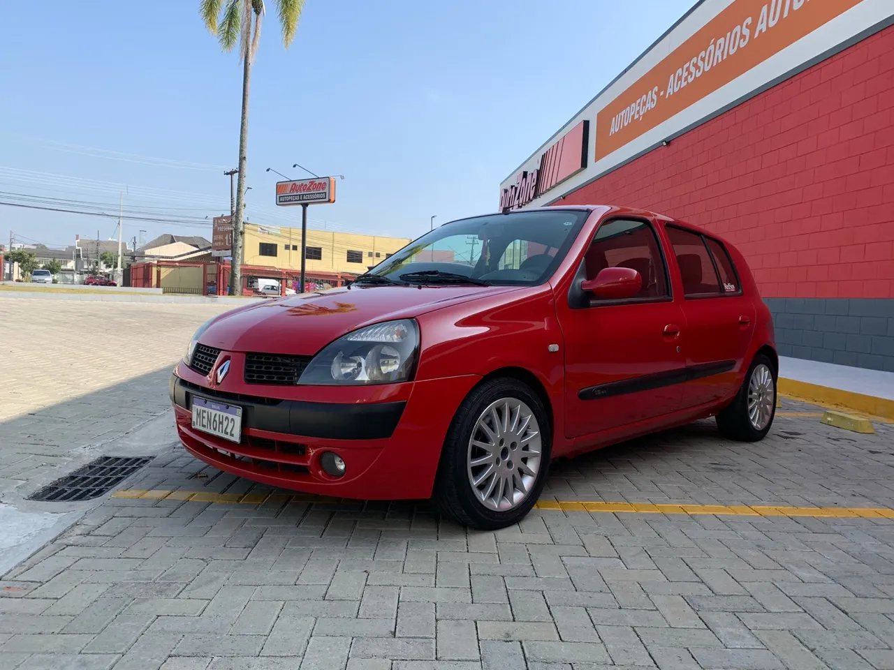 RENAULT CLIO 2004 Usados e Novos
