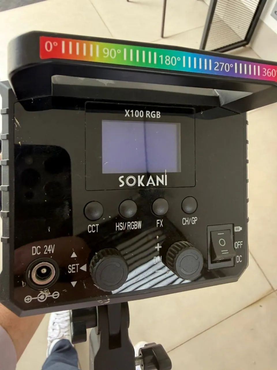 Kit de Iluminação Profissional - LED Sokani X100 + Softbox + Tripé ...