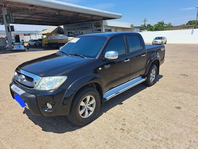 TOYOTA HILUX 2010 Usados e Novos