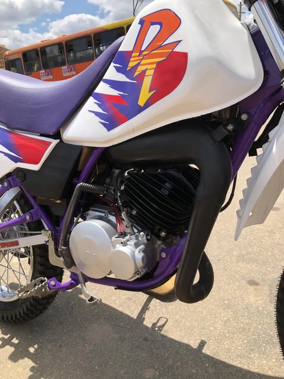 Motos YAMAHA DT no Brasil