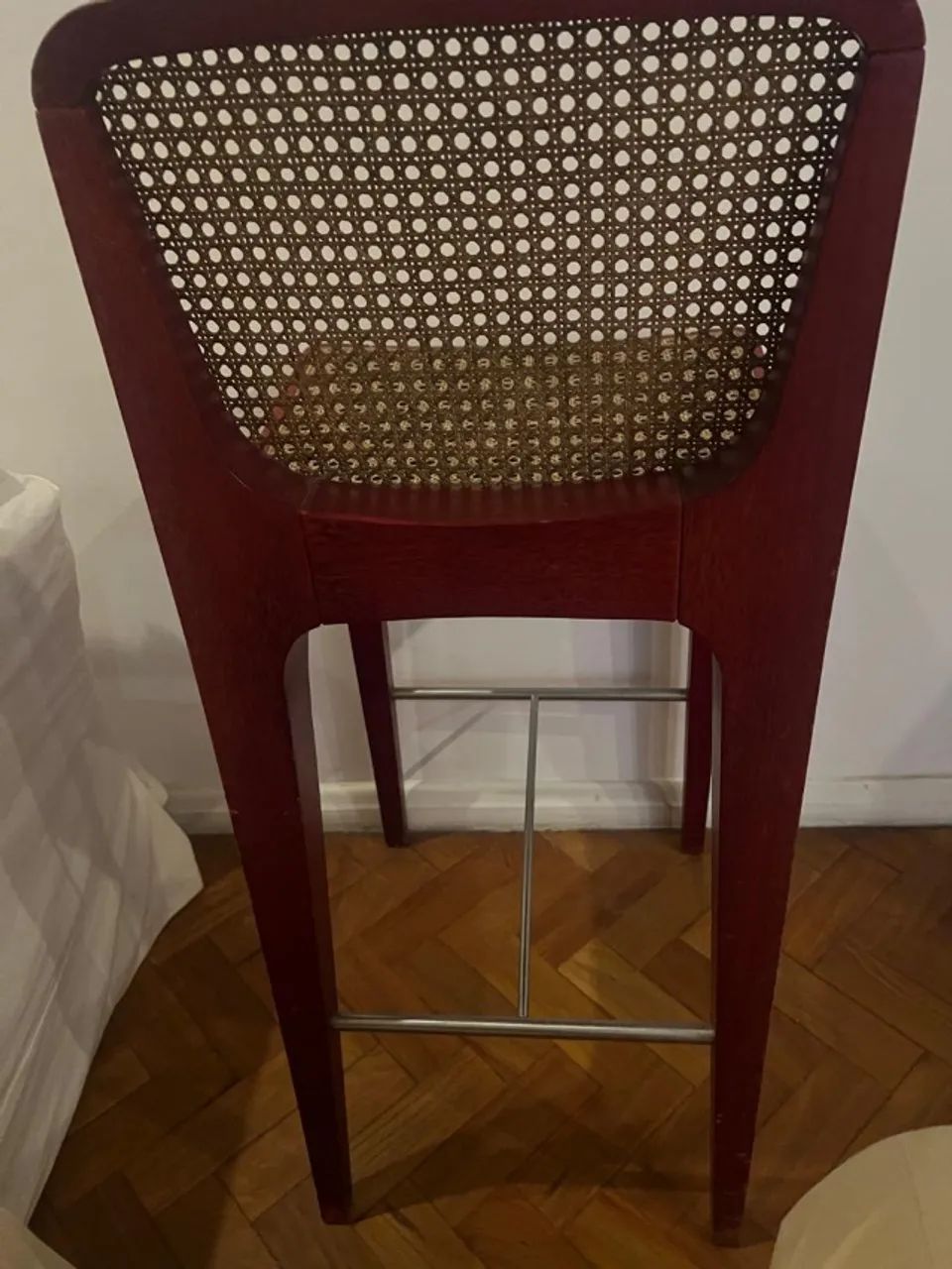 Banqueta para bar do design Jader Almeida - Bancos e Cadeiras ...