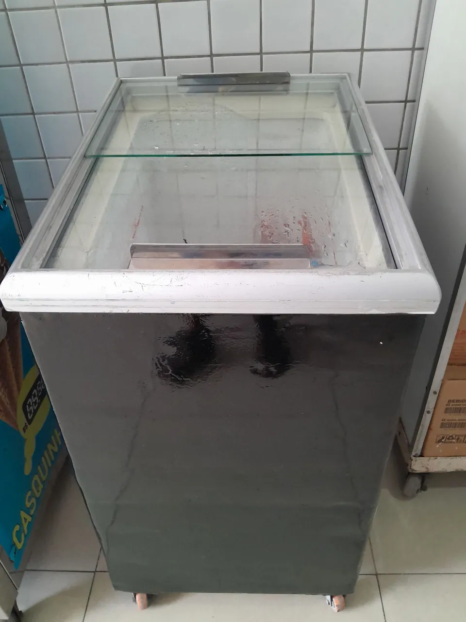 "freezer-pequeno" - Geladeiras e Freezers no Brasil