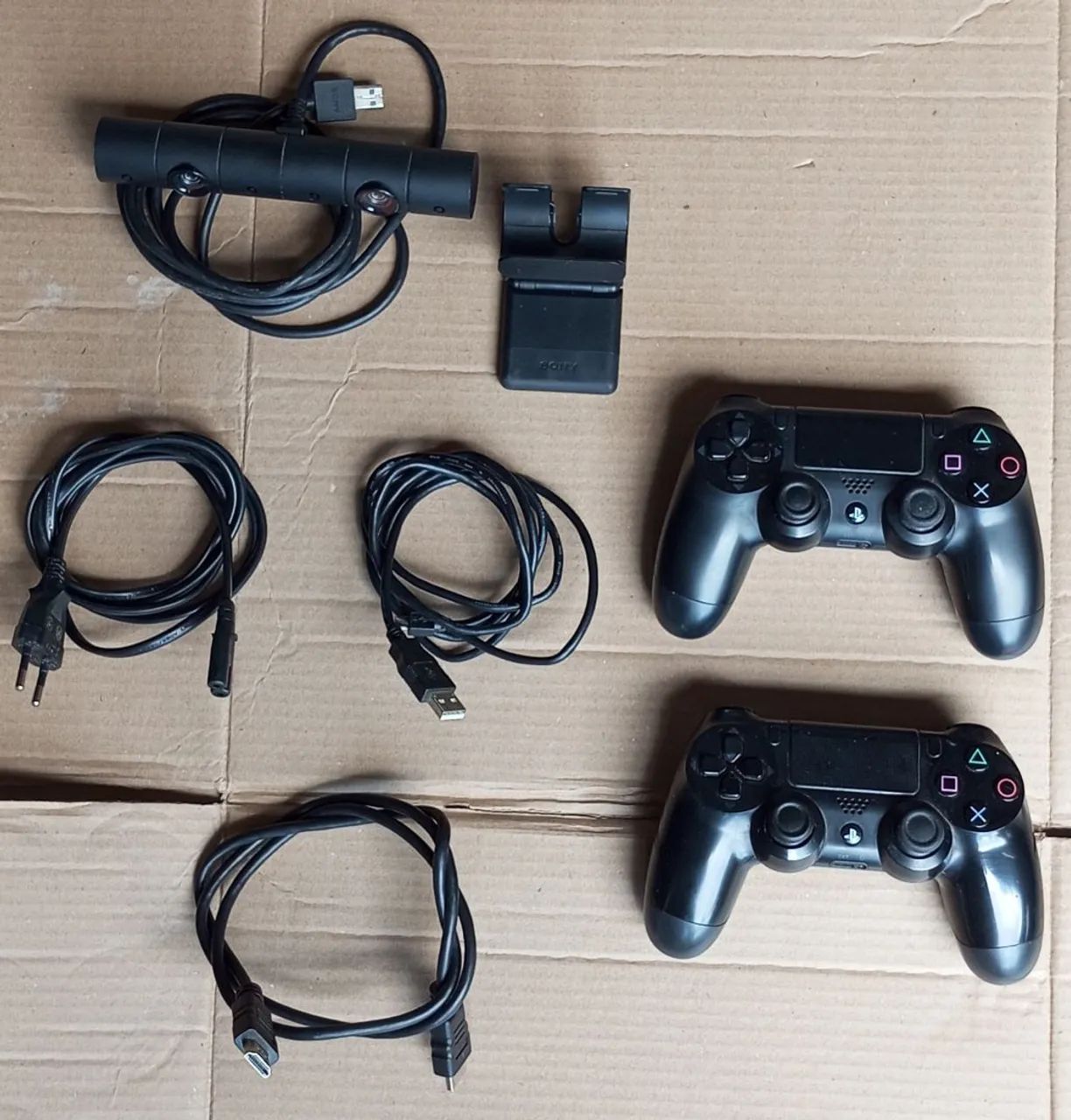 VENDO PS4 - Playstation 4 com acessórios. - Consoles de Vídeo Game ...