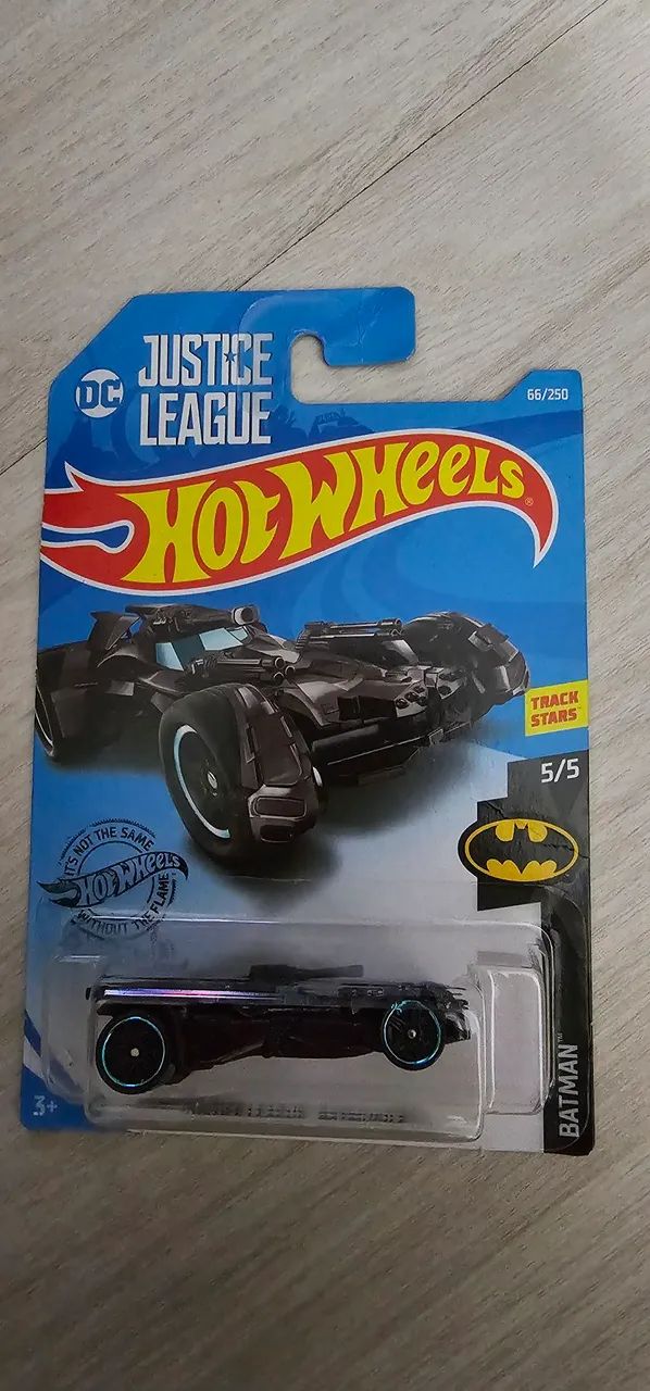 Hot Wheels - Batmobile Justice League - Hobbies e coleções - Asa Sul ...