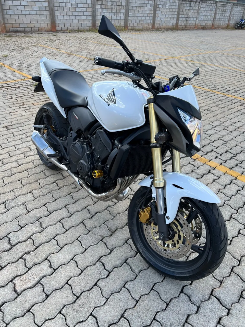 Motos HONDA CB 2014 no Brasil