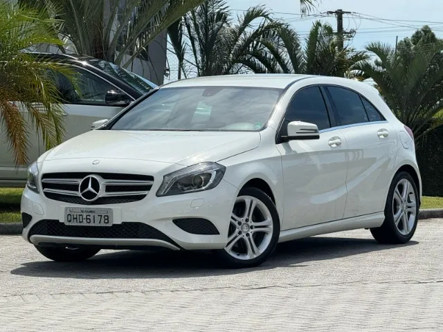 MERCEDES-BENZ A-200 2015 Usados e Novos