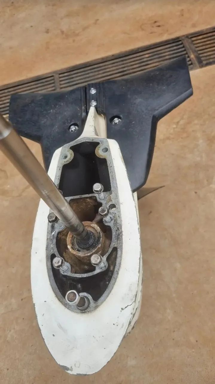 Rabeta completa motor jhonson 25hp usado - Peças para barcos e ...